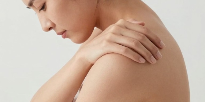 Pain under the collarbone in front: causes and diseases that cause the ...